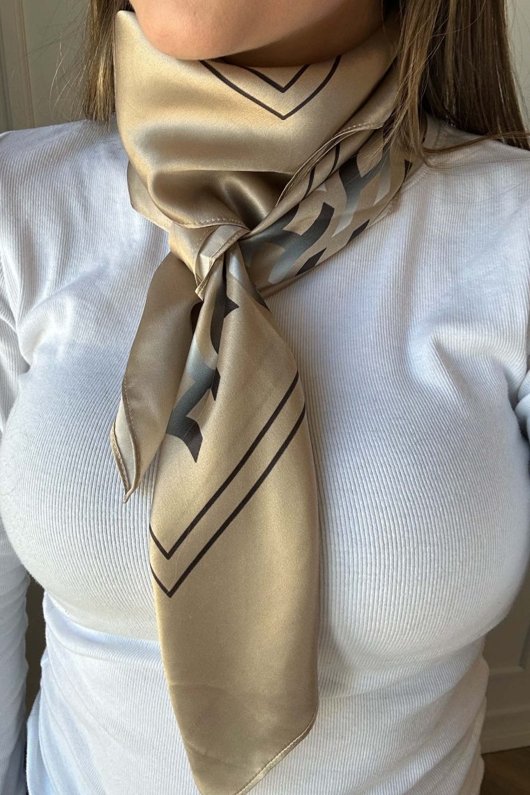 HÉST | Trendy plagg inspirert av Norge ⇒ Kleins.no